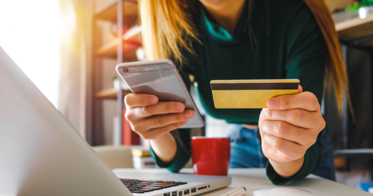 10 Bank Digital Paling Banyak Digunakan Masyarakat Indonesia 2022 - GoodStats