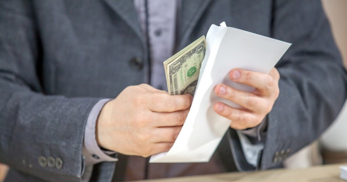 Gratifikasi Jadi Jenis Perkara Korupsi Terbanyak di Indonesia 2023 - GoodStats