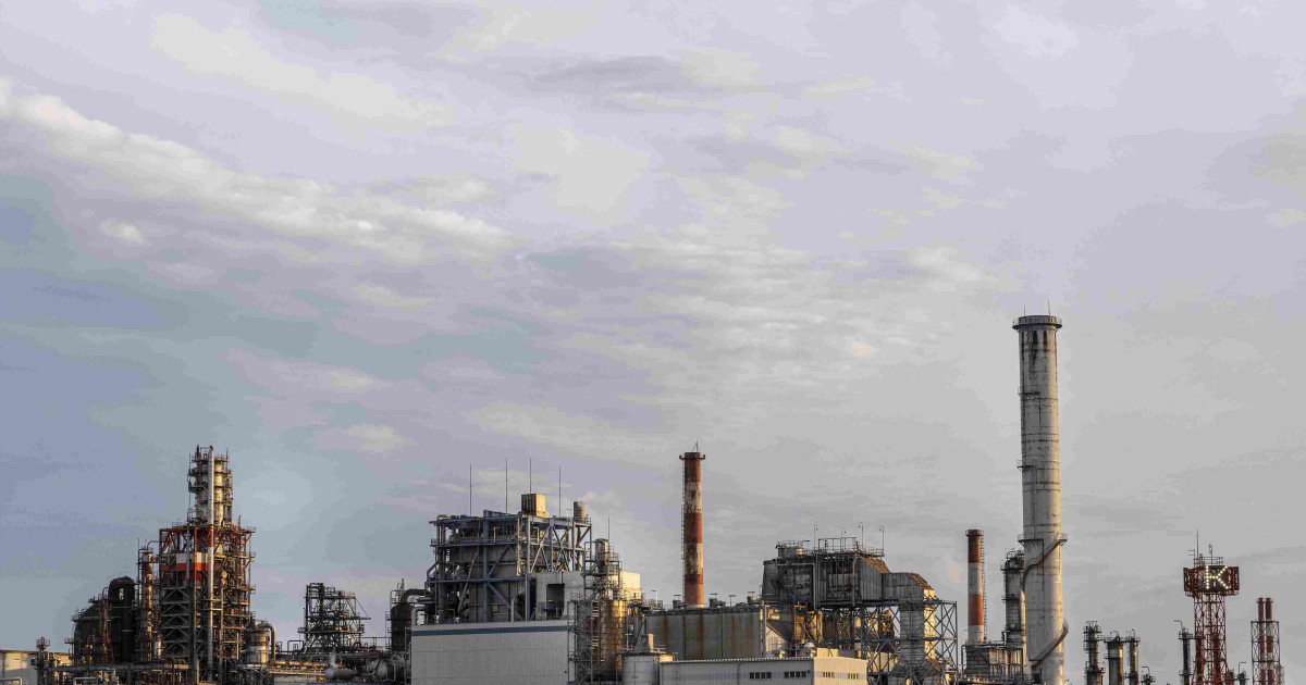 Sektor Industri Sumbang Emisi Gas Rumah Kaca Terbesar di Indonesia - GoodStats